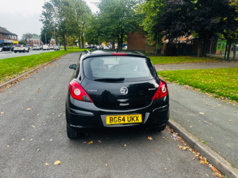 Vauxhall Corsa 1.0 ecoFLEX 12V Excite Euro 5 3dr - A UK Car Company
